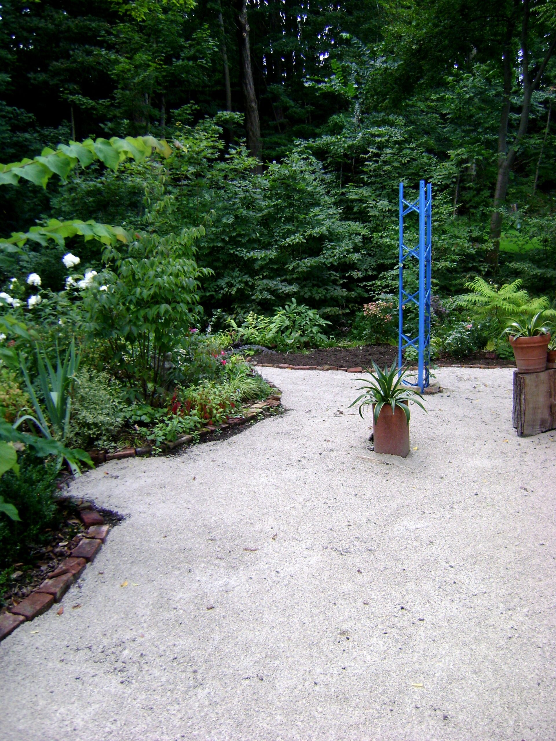 Limestone Screening per Bulk Bag/Cubical Yard – Calin Stone Ltd.